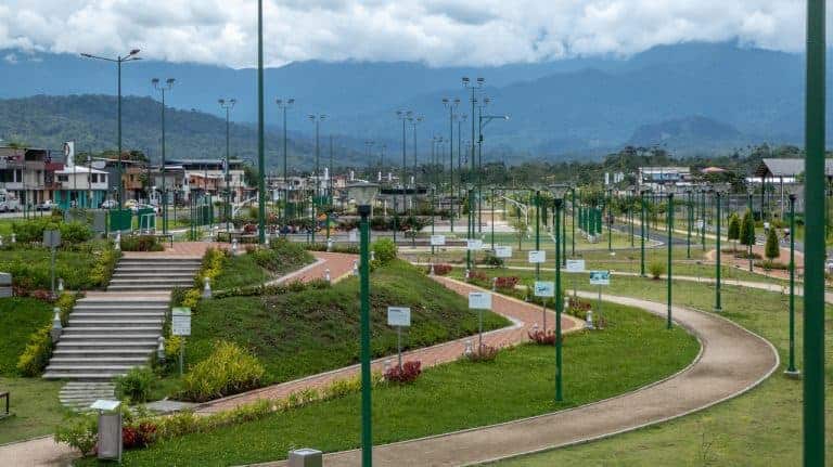 Tena, Ecuador | Guide to Ecuador's Rafting & Kayaking Capital!