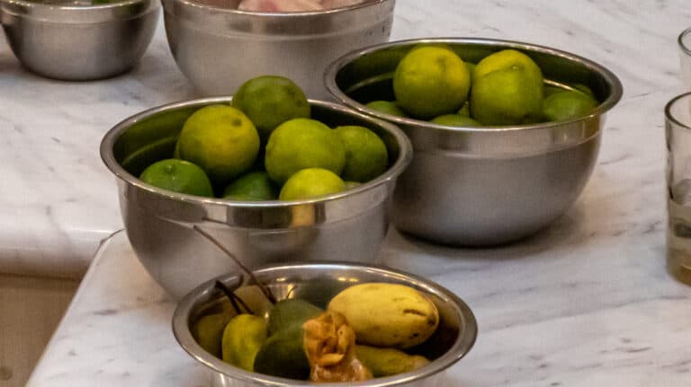 Peruvian Fruit: 17 Unique Taste Explosions You Must Try!